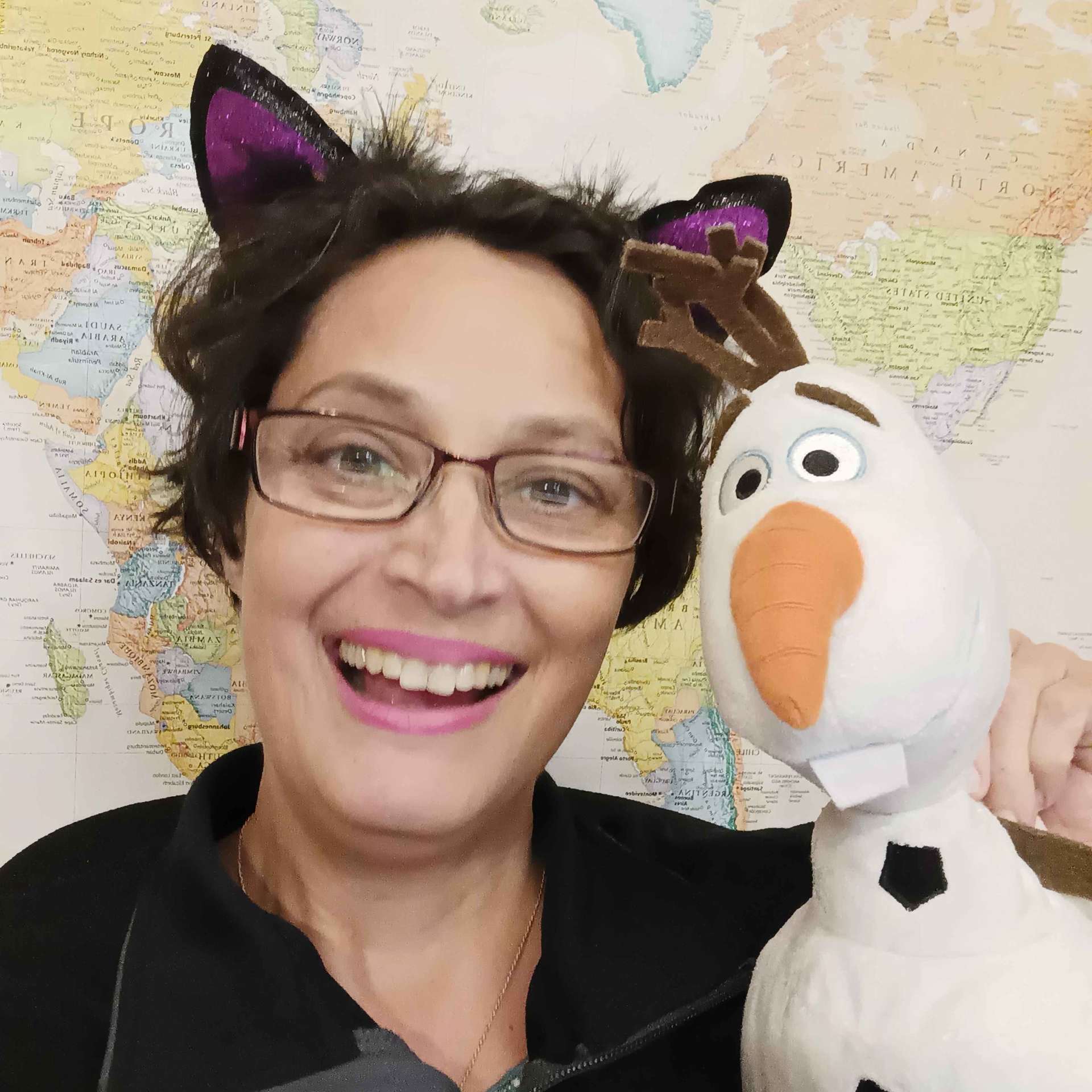 Teacher Allison ,teaching online interactive classes for kids on ...